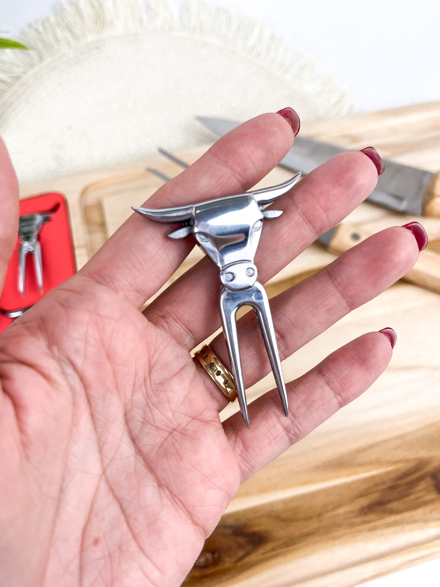 Kit Churrasco - Tábua Teca C/ 6 Garfinhos e Faca e Garfo Personalizado ...