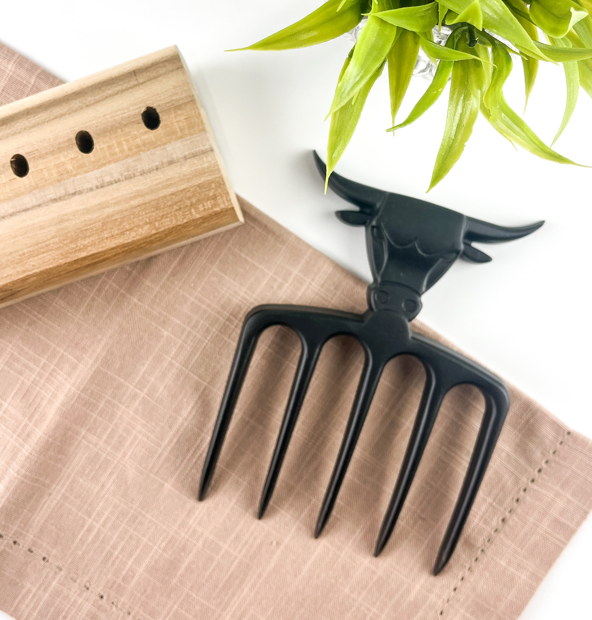 Garfo 5 Pontas com Suporte em Madeira Personalizado - Encanto Laser