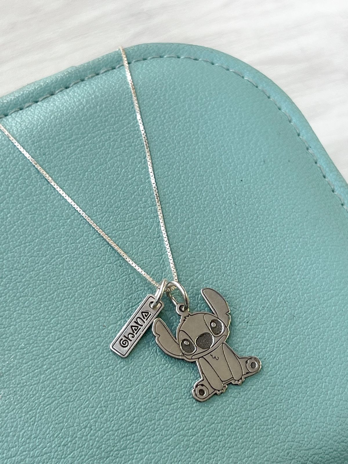Colar Stitch em Prata - Pratas da Dani - Pratas de Lei e Acessórios