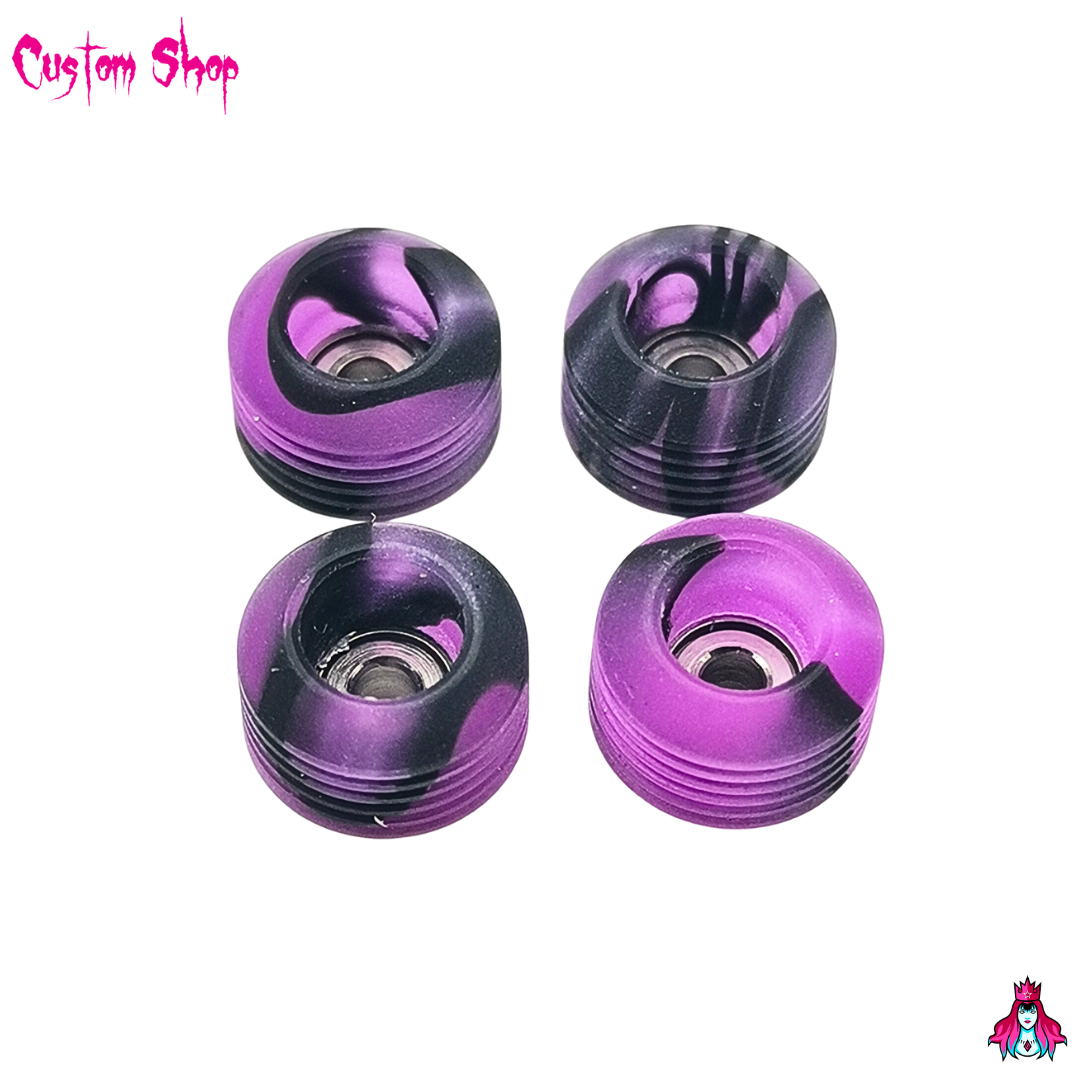 Kit de Rodas marca *Custom* modelo ''Tiger Tooth'' C/ Ranhuras (7.0x4.5mm) Swirl Dureza (Shore ...