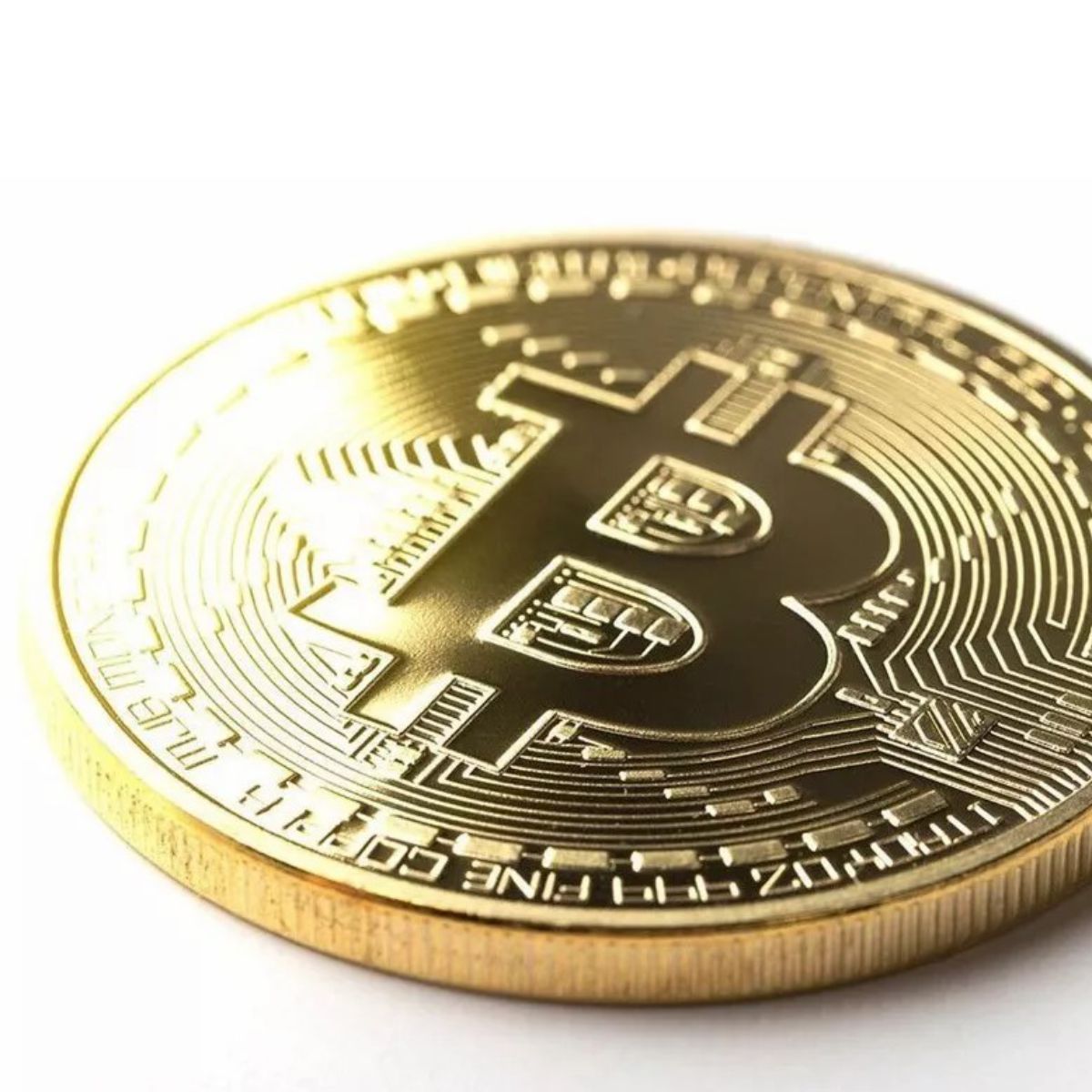 Moeda Bitcoin Física P/ Colecionador Criptomoedas Presente - Chroma ...