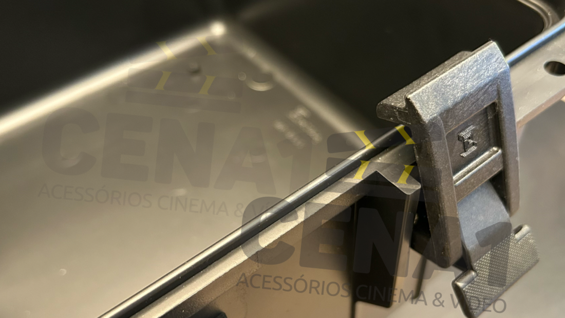 Case Patola Rígido MP0060 - Cena 1 Acessórios - Acessórios para Cinema e TV