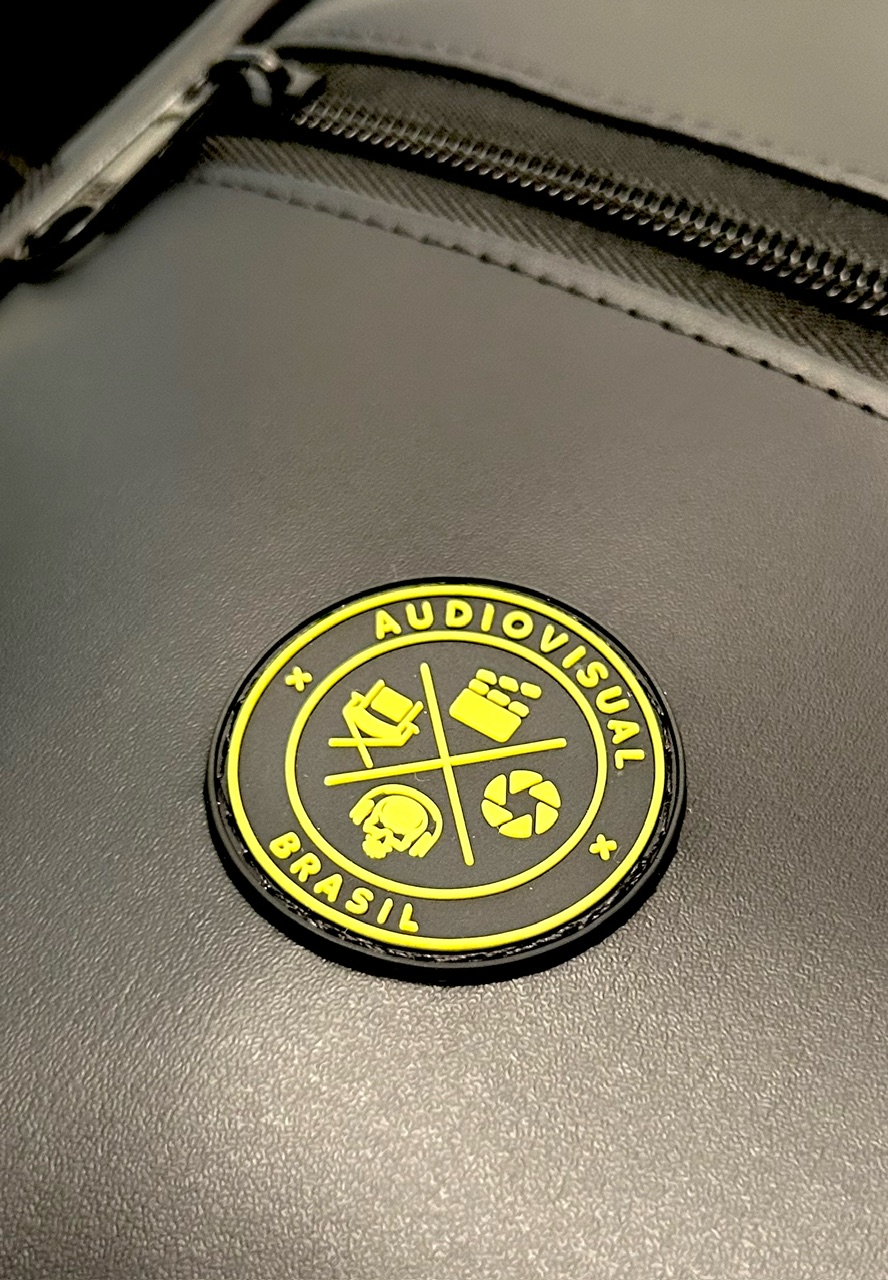 Shoulder Bag Cena 1 - Cena 1 Acessórios - Acessórios para Cinema e TV