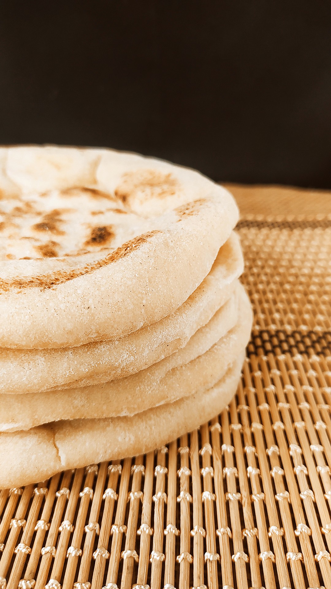 Pão Árabe ou Pita (ARÁBIA SAUDITA) - Marcos Bakery - Pães artesanais