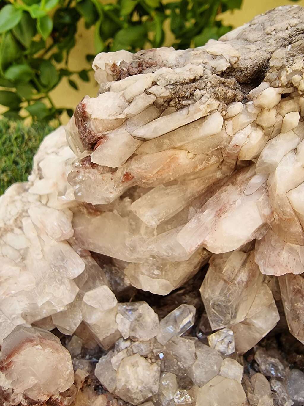 Drusa de Quartzo com Lítio - Cod. PCO 8 - Liandry Cristais