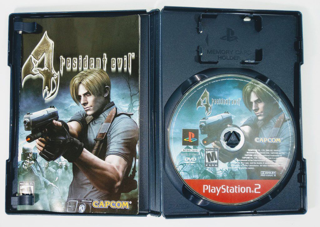 Resident Evil 4 Original - PS2 - Sebo dos Games - Games Antigos e ...