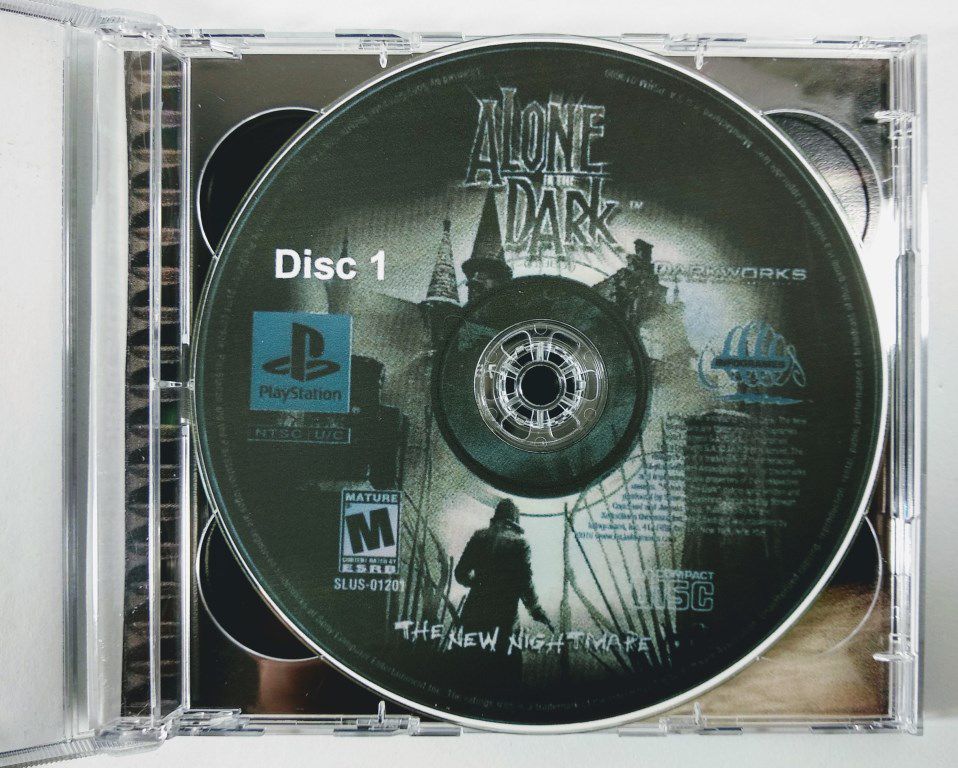Alone in the Dark [REPLICA] - PS1 ONE - Sebo dos Games - 10 anos!