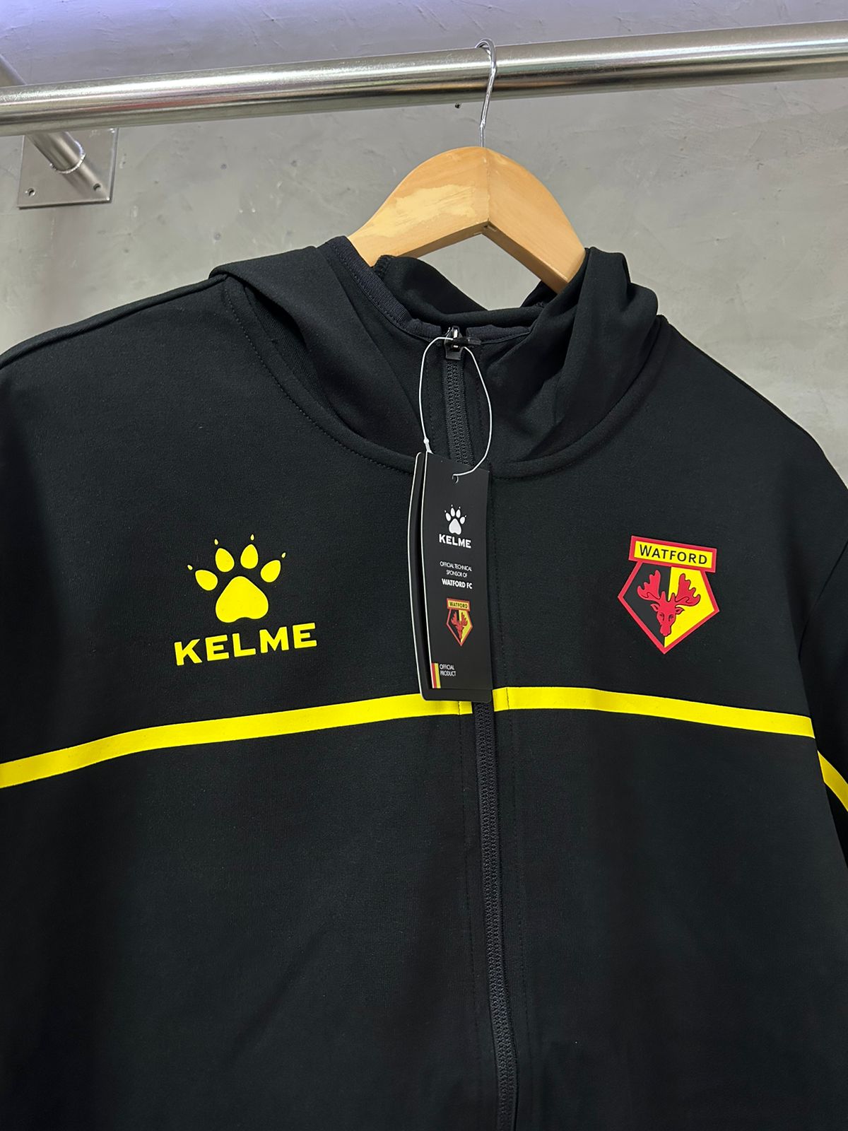 Jaqueta Hoddie wartford kelme - JNoriginalshop