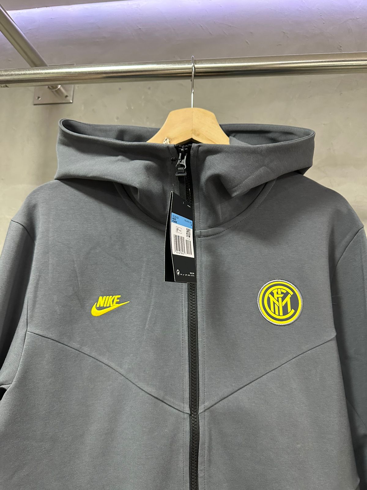 JAQUETA NIKE TECH PACK 2018 INTER MILAO - JNoriginalshop