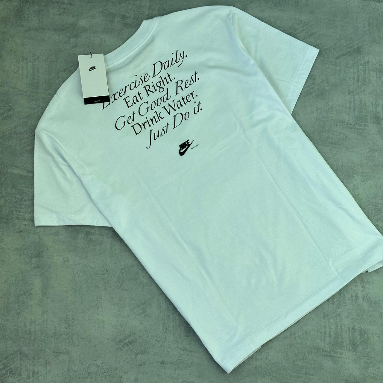 CAMISETA NIKE SPORTWEAR (BRANCA) - JNoriginalshop