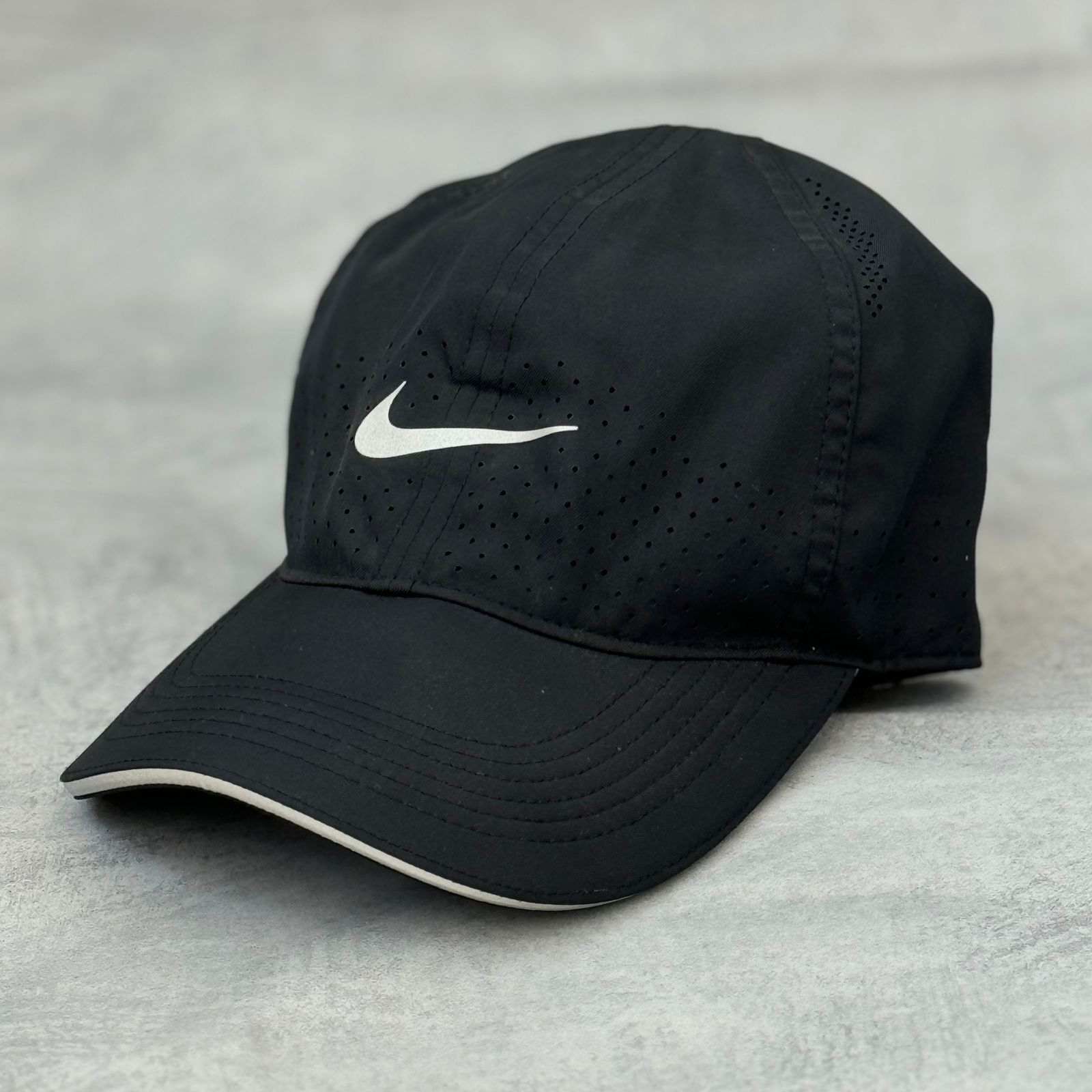 Boné Nike Featherlight - Preto - JNoriginalshop