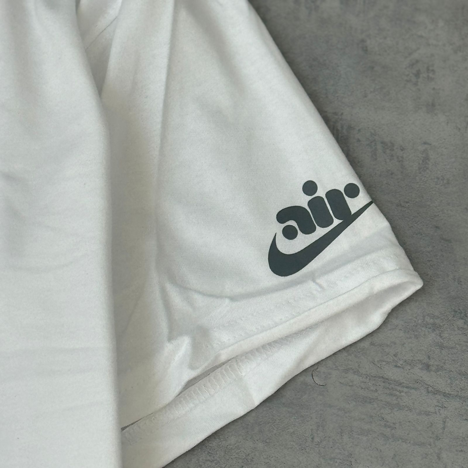 Camiseta Nike Sportwear Max90 - Branca - JNoriginalshop
