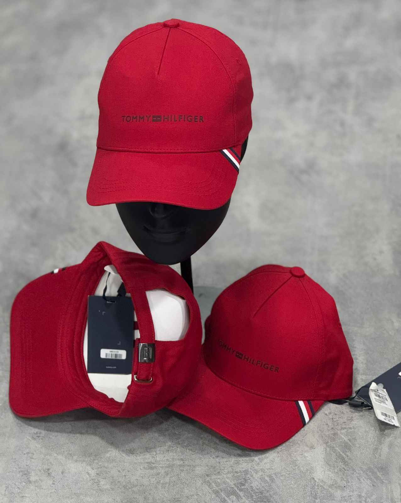 BONÉ TOMMY HILFIGER LETREIRO- VERMELHO - JNoriginalshop