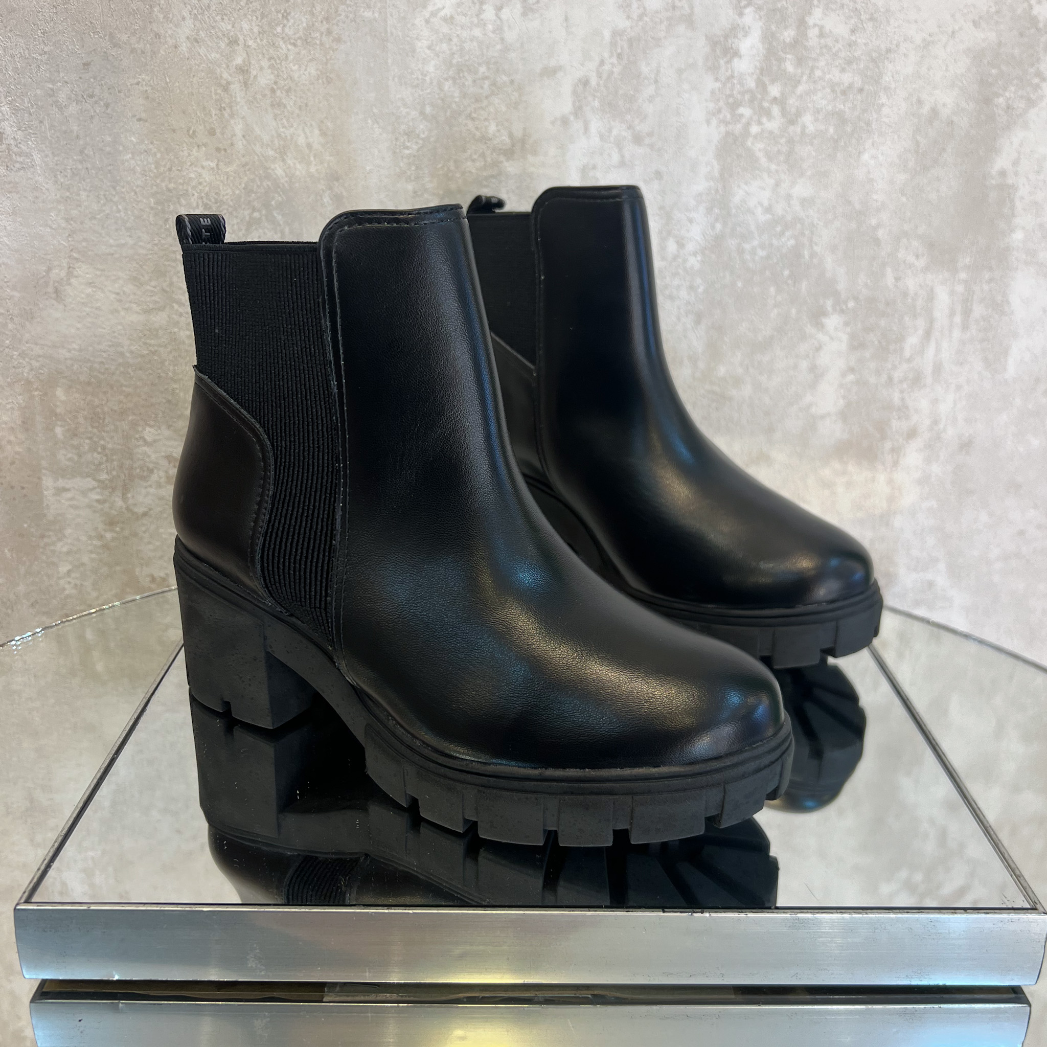 Bota Salto Via Marte Preto 00100101 - VESTFEMME