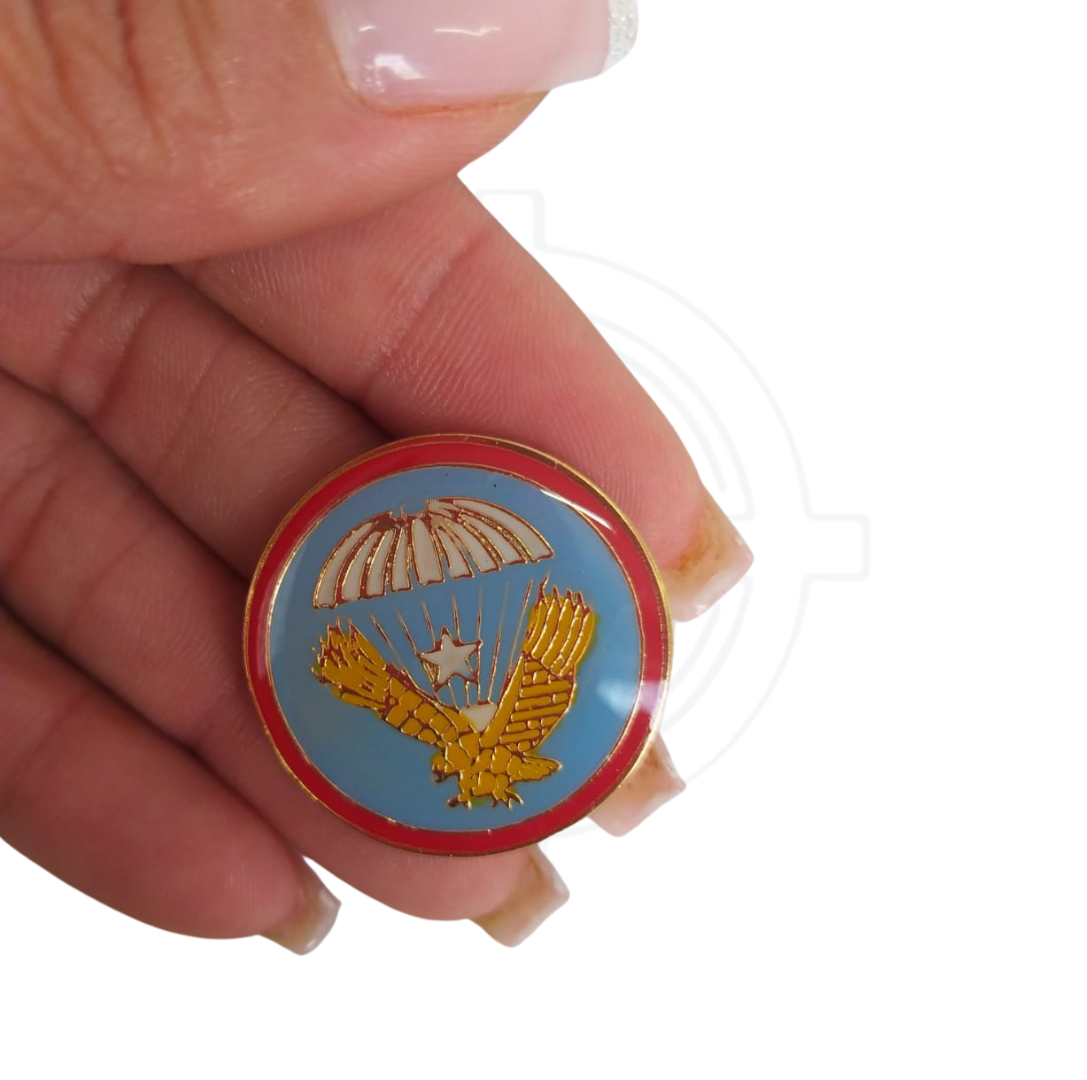 Distintivo Brigada Paraquedista - FUZILÂNDIA MILITARIA