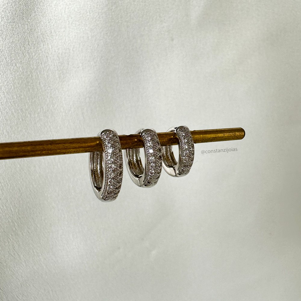 Brinco Trio Carol Rodio - Argolas cravejadas com Zirconia - Semijoias ...