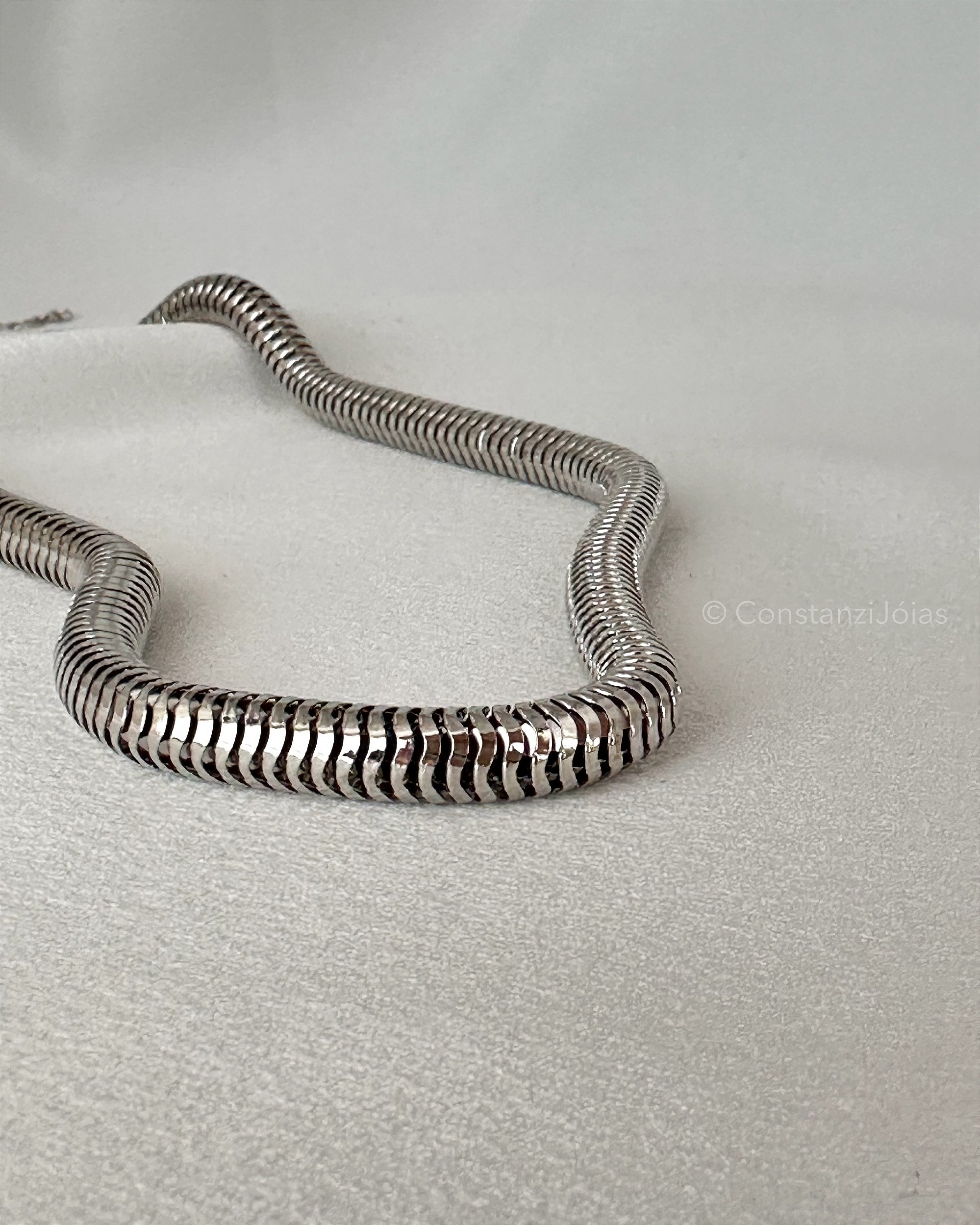 Colar Big Snake Prata - Rabo de gato - Constanzi Jóias - Constanzi ...