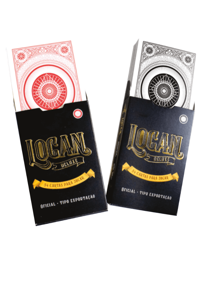 Kit 2 Baralhos Logan Deluxe, 4 Dados brancos 16mm e Coquetel 144 pág ...