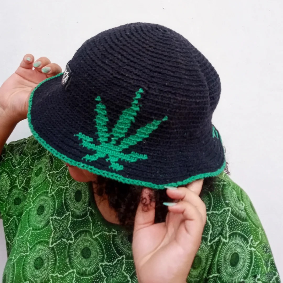 Bucket weed THArt - THArt - Escolha a sua arte!