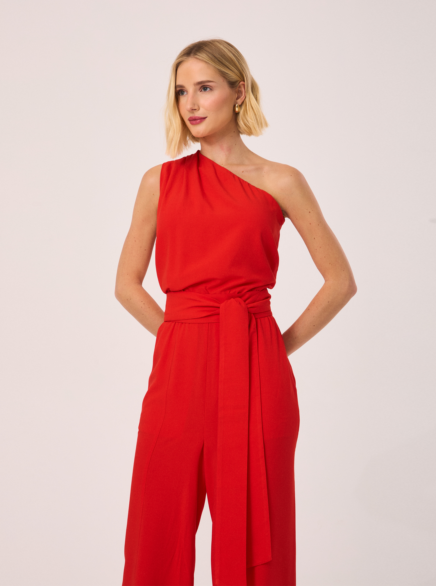 Macacão Yasmine Alfaiataria Vermelho - Raizz | Loja Online - Raizz Store | Moda Feminina