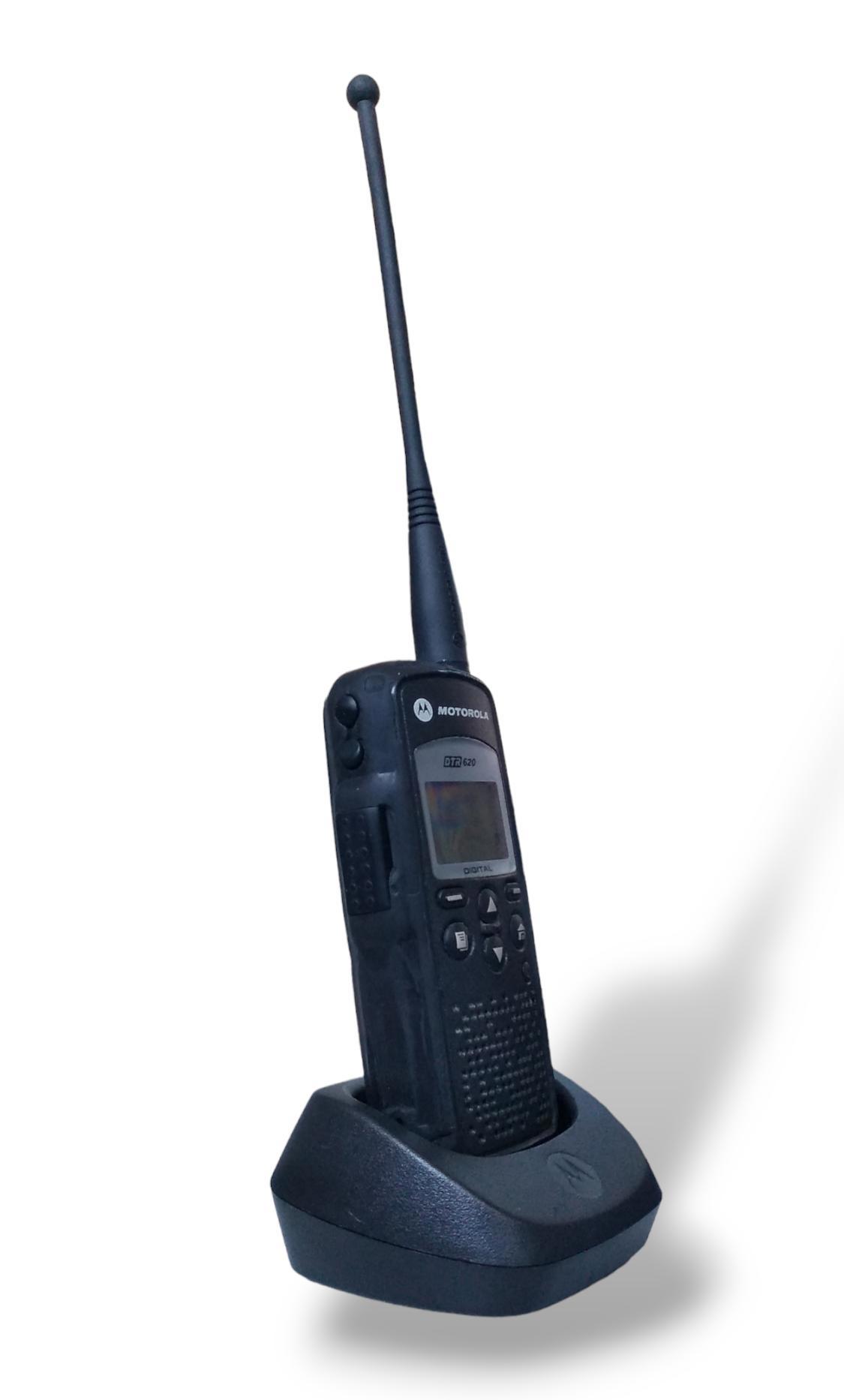 Rádio Comunicador Digital Portátil Motorola DTR620 SEMINOVO - POP SHOP