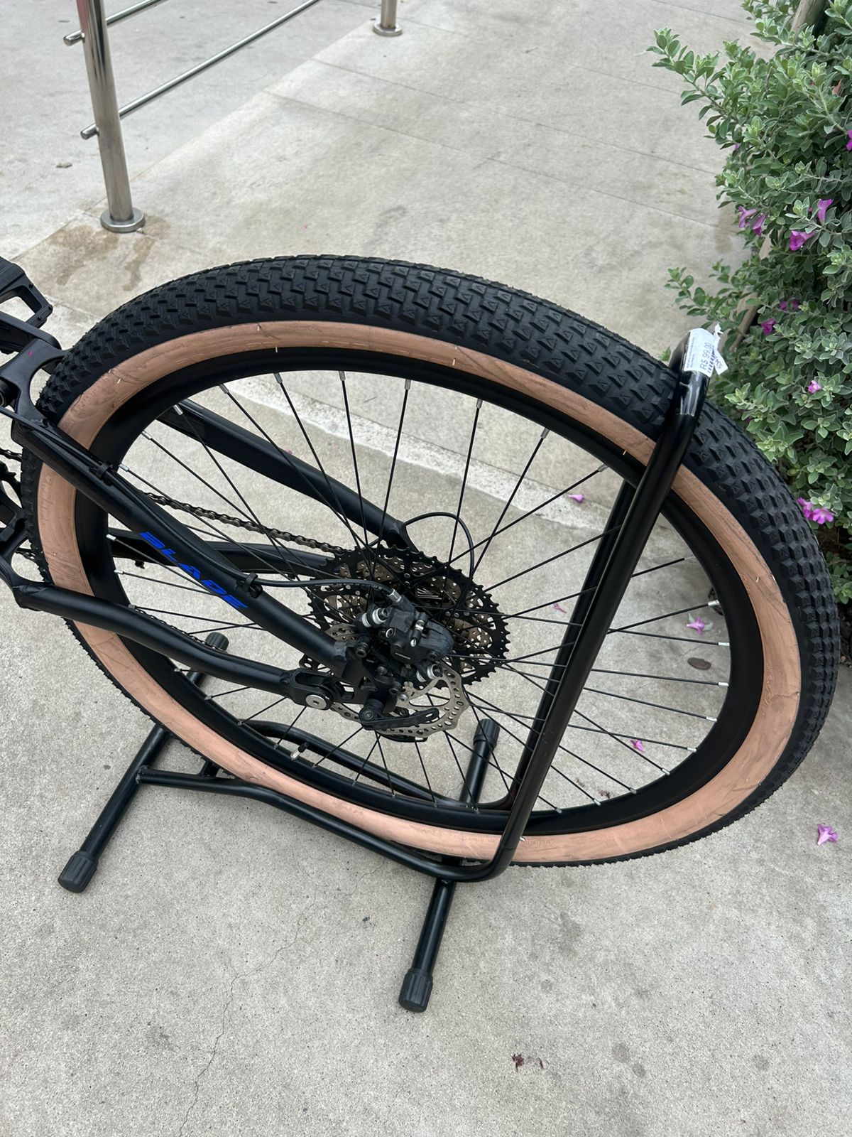 BICICLETA MTB FULL ARO (29) REDSTONE BLADE SHIMANO DEORE 12V FREIO DISC HIDRÁULICO QUADRO 15 (P ...