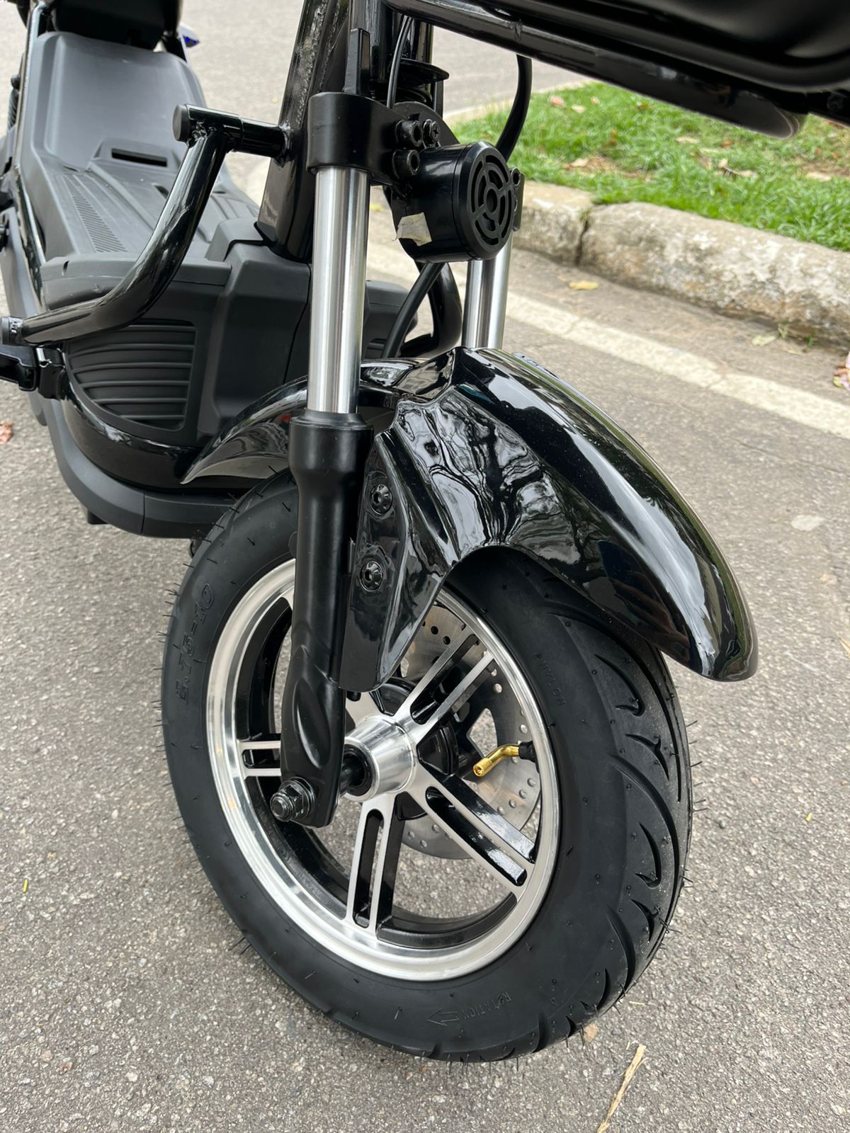 SCOOTER ELÉTRICA AUTOPROPELIDO BIKE REBEL 1.000W PRETA - GFS BIKE SHOP