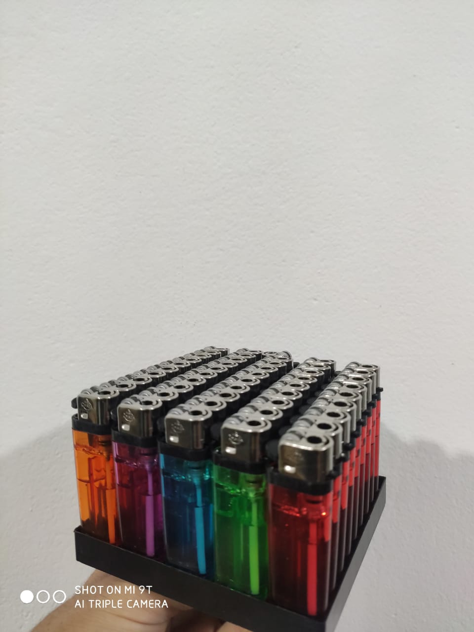 ISQUEIRO TRANSPARENTE F150 CAIXA COM 50 UNIDADES - DISTRIBUIDORA ALMEIDA