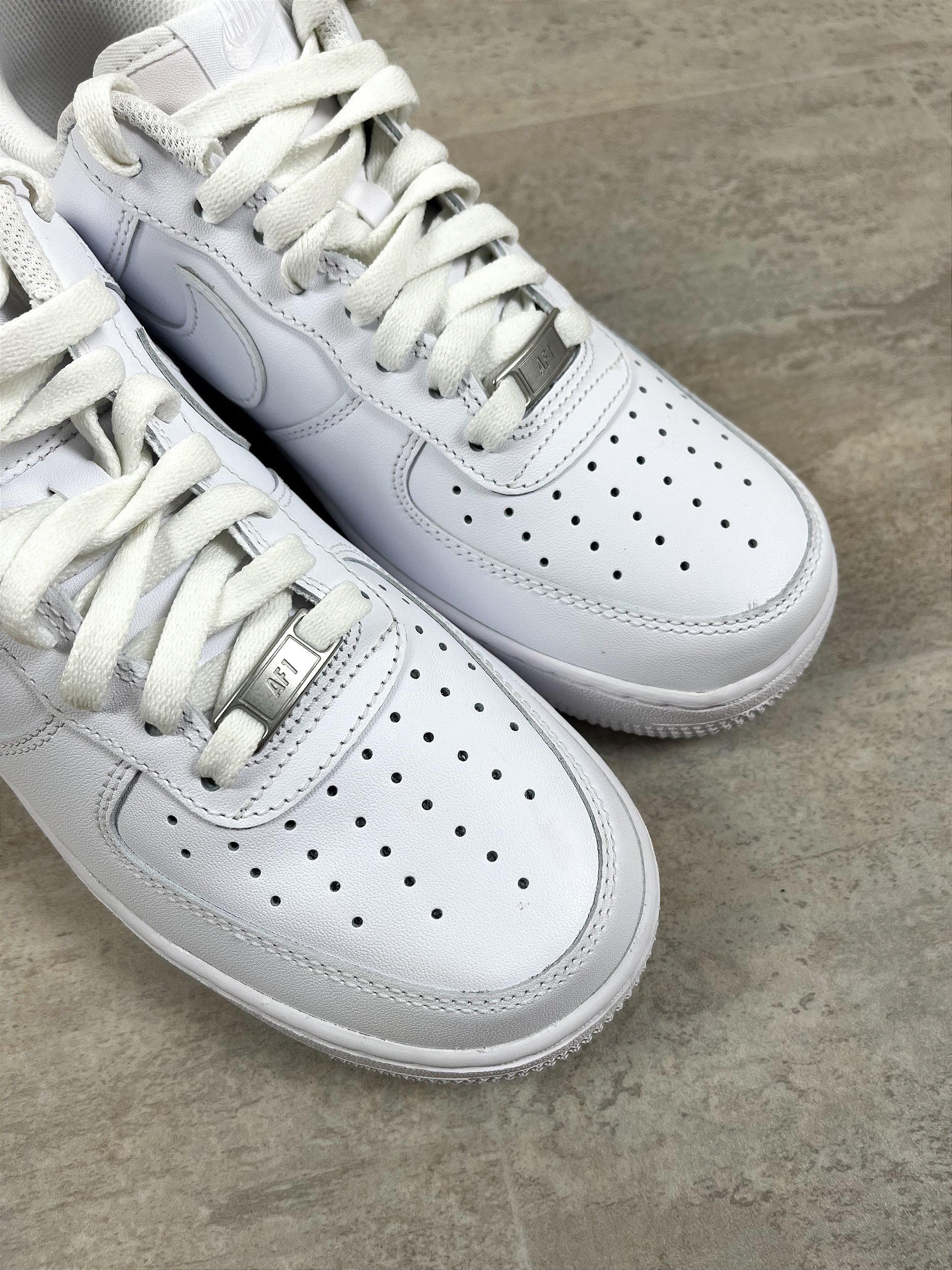 Tênis Nike Air Force 1 All White - DFR.Clothing