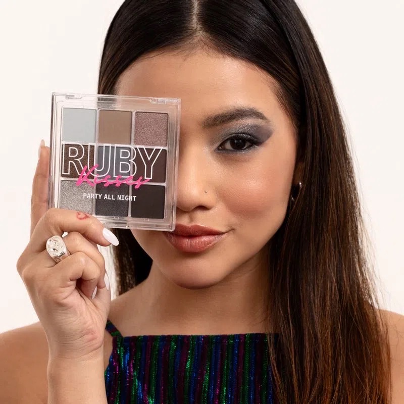 Paleta all night Ruby Kisses - Jessica Rayane Makeup