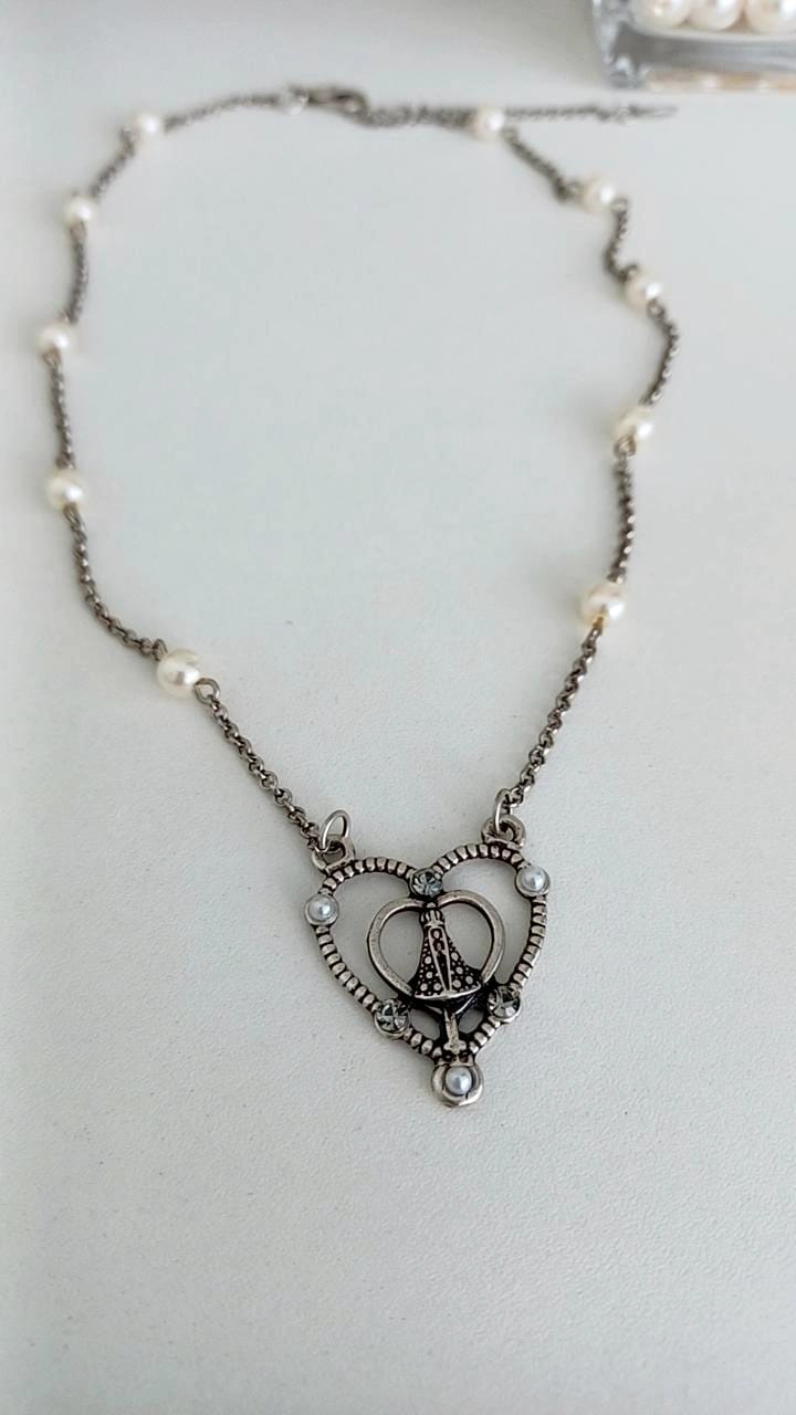 Colar coração com Nossa Senhora Aparecida e corrente com pérolas ...