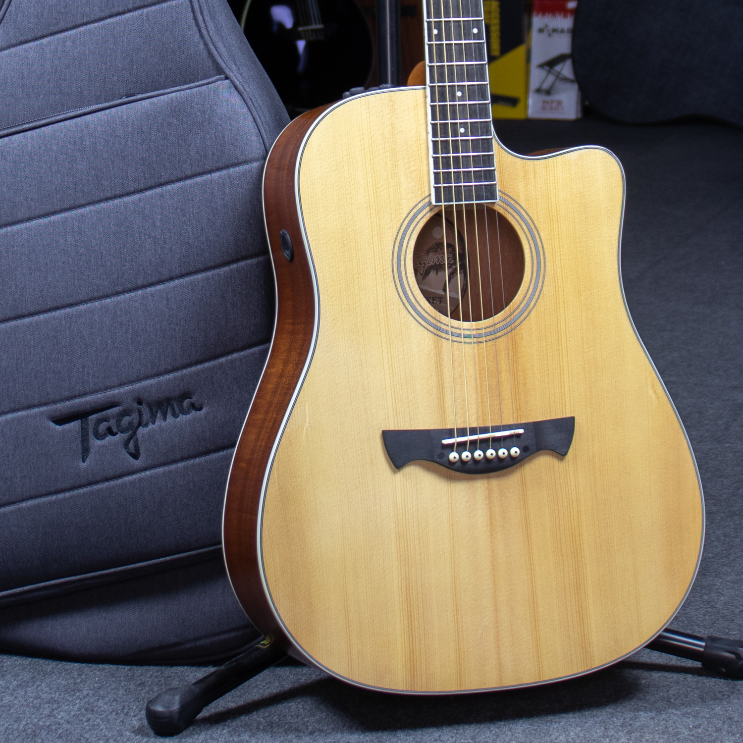 Violão Tagima Sunset Eq Natural Solid Spruce Folk Cutaway com Bag - Guitar Shop CE | Loja de ...