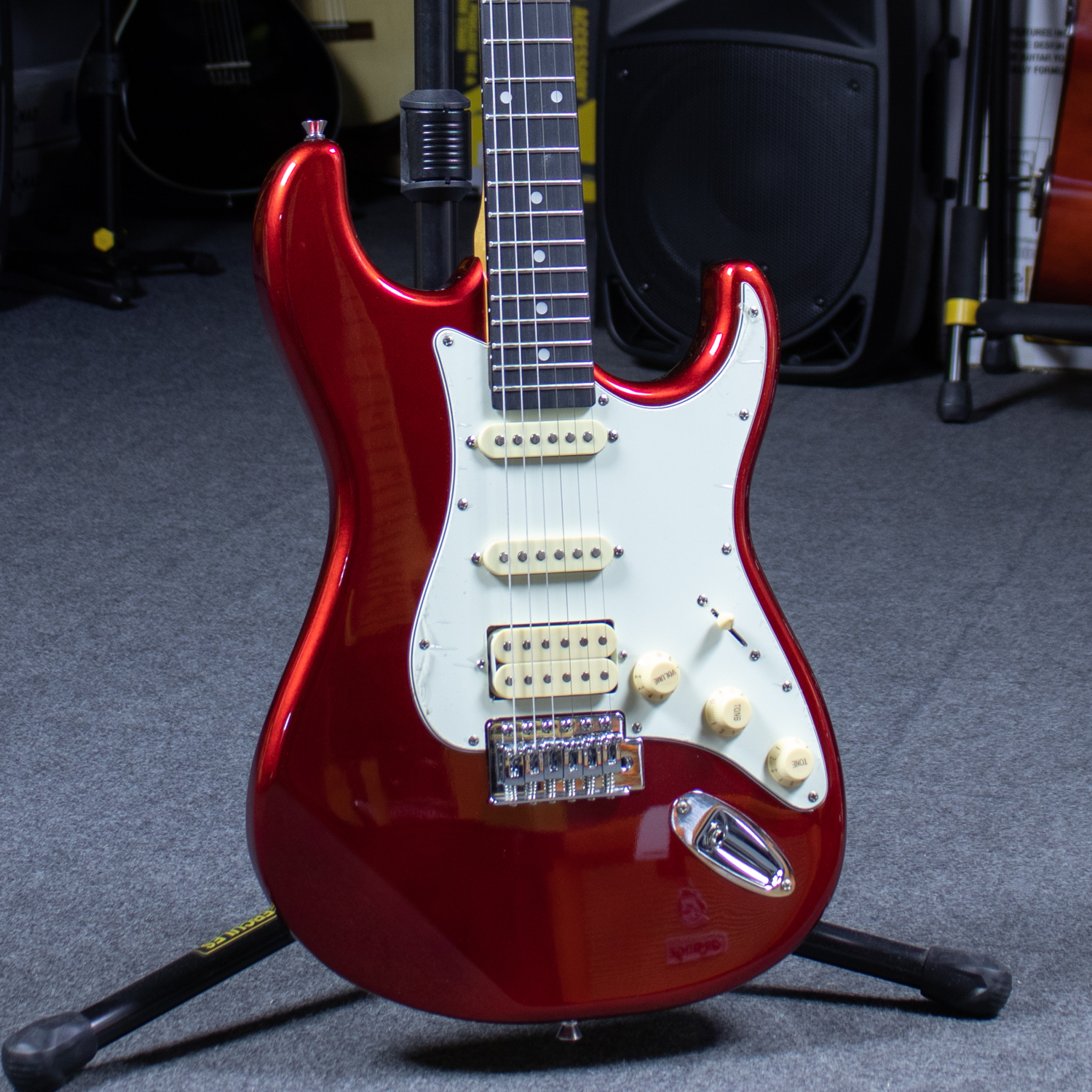 Guitarra Tagima TG-540 Strato HSS Metallic Red Escala Escura - Guitar ...