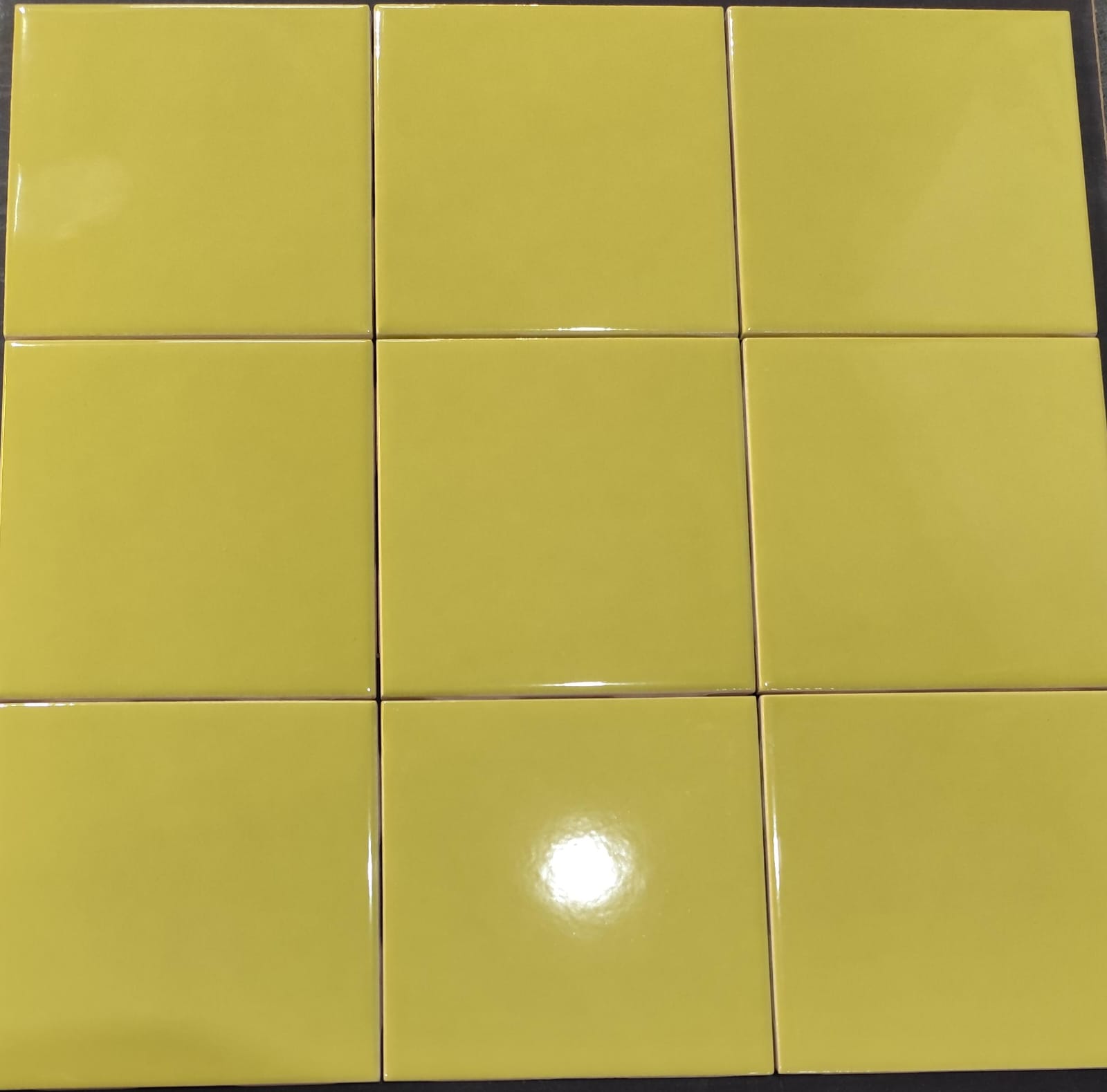 PASTILHA COLOR AMARELO BRILHANTE ROCA 11X11CM PREÇO M2 - Pastilhart ...