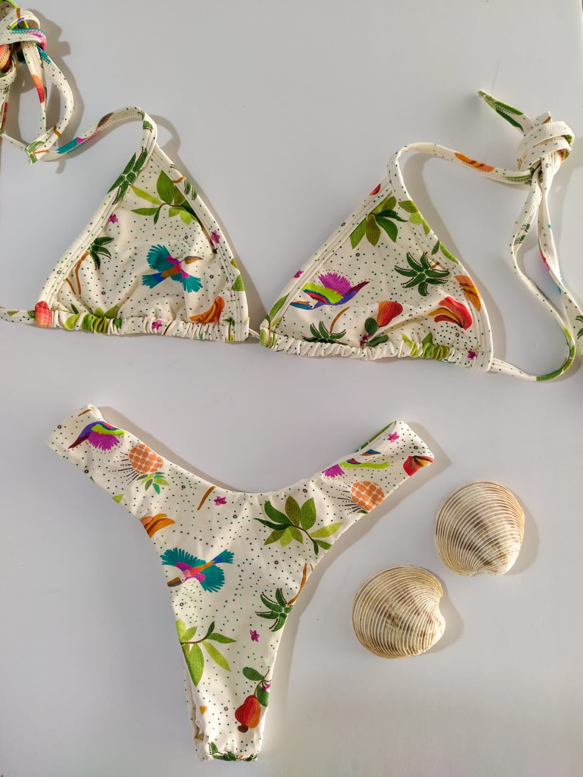 Biquíni Conjunto Raízes Tropicais Asa Delta - Di Loretti | Fitness ...