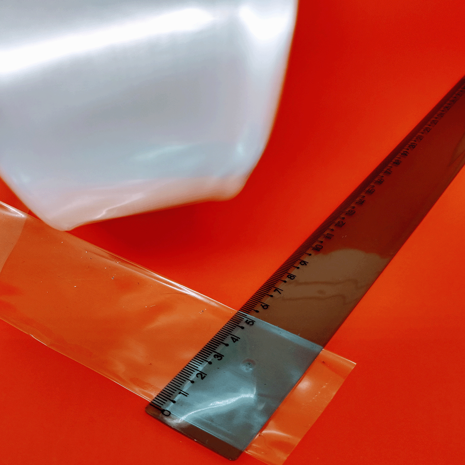 Bobina Plástica Tubular PEBD 5x0,15 - Biz Embalagens