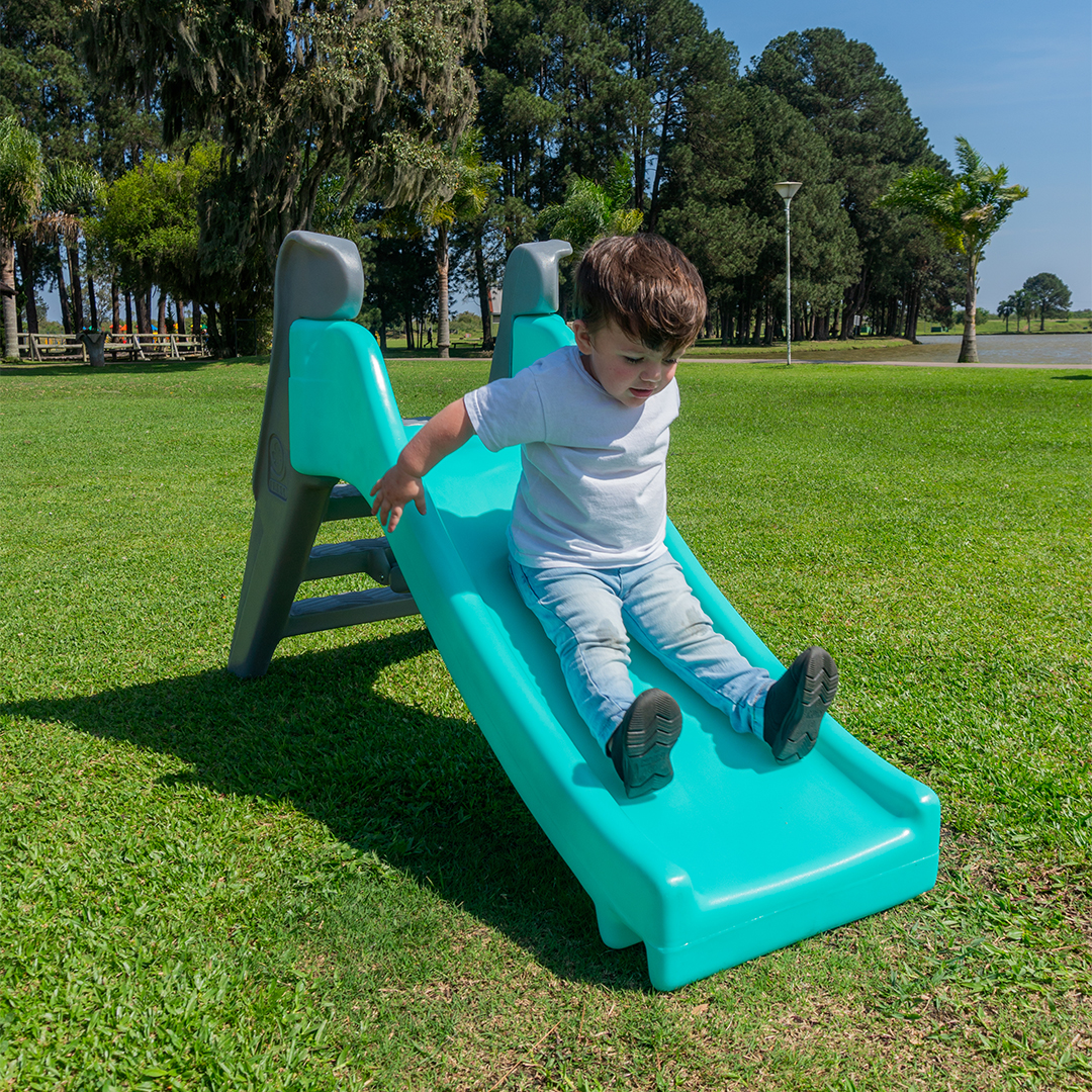 Escorregador Infantil Pequeno Gummy Reto de Plástico Freso - Freso ...