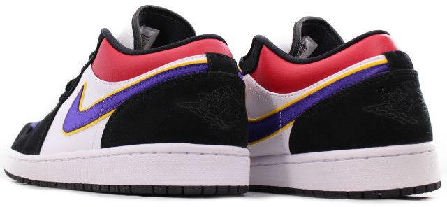 AIR JORDAN 1 LOW ' RIVALS ' - Os melhores sneakers estão aqui