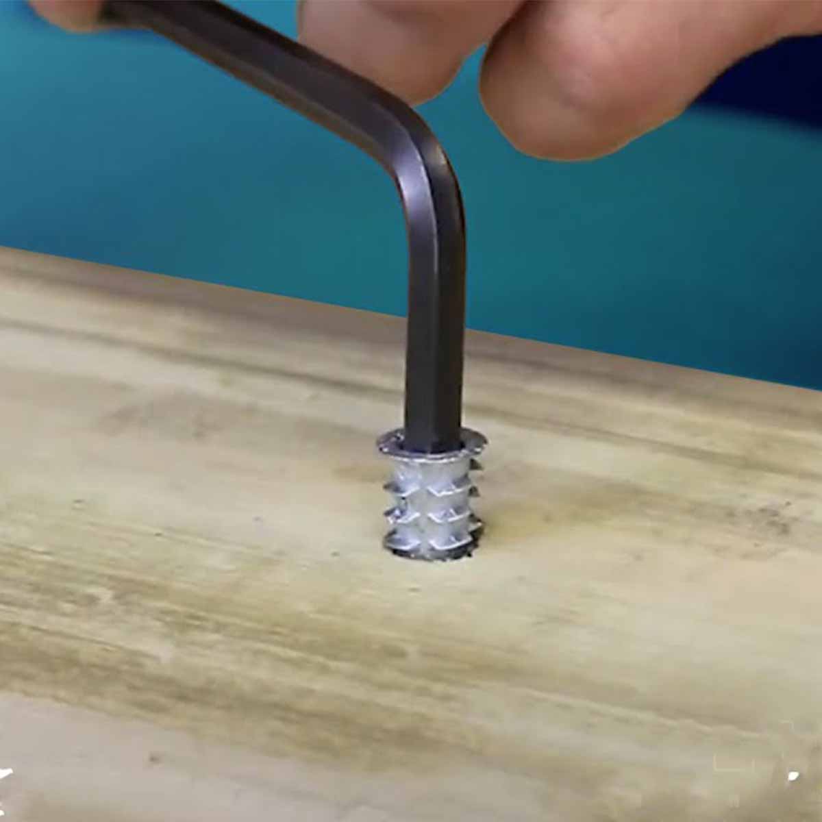 Bucha Americana para Madeira Móveis Zamac UNC - Parafusos e Ferramentas ...