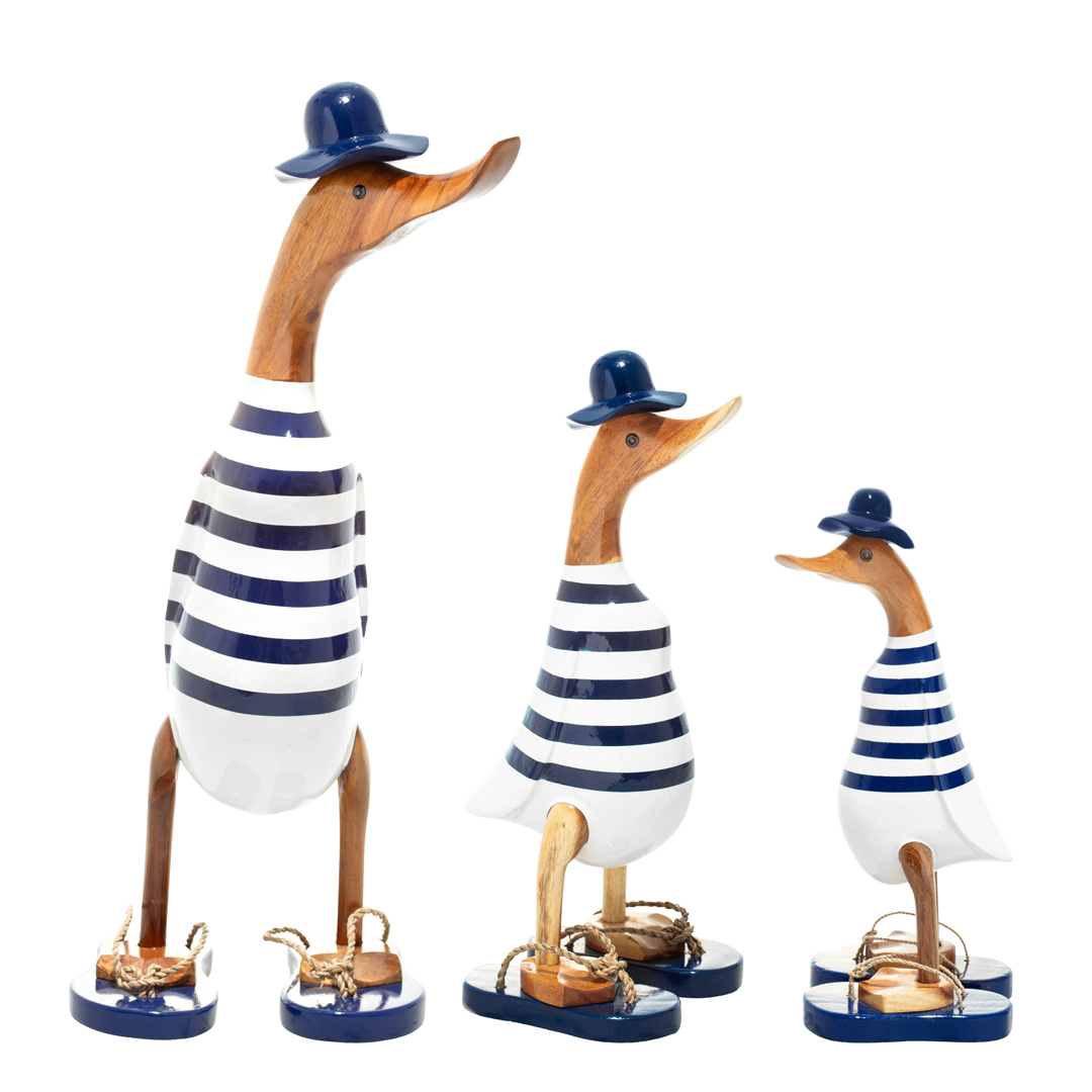 Escultura de Pato em Madeira Beach Boy M - La Prado Home - A Sua Loja ...