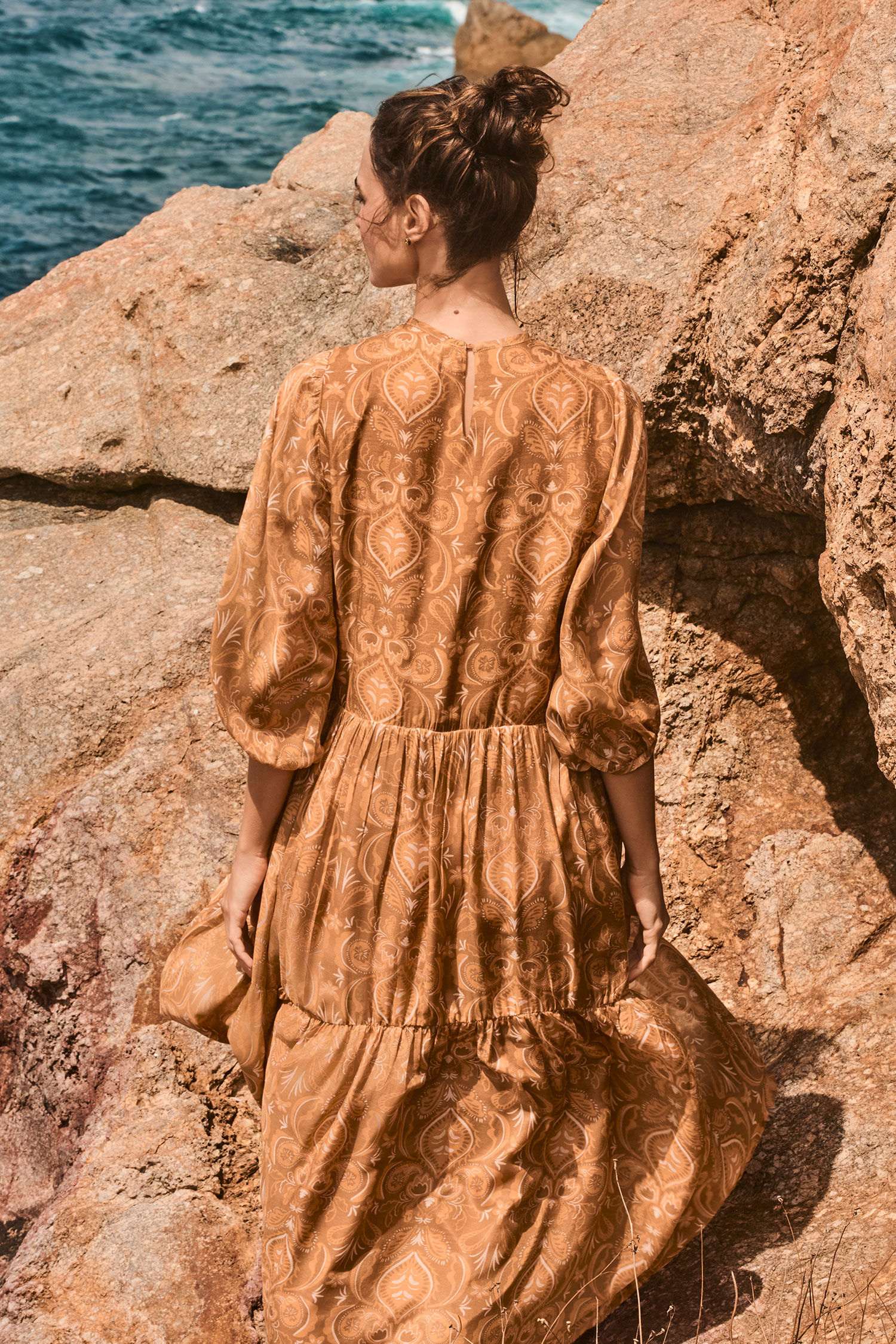 VESTIDO AMALFI BANDANA CARAMELO - Julia Golldenzon