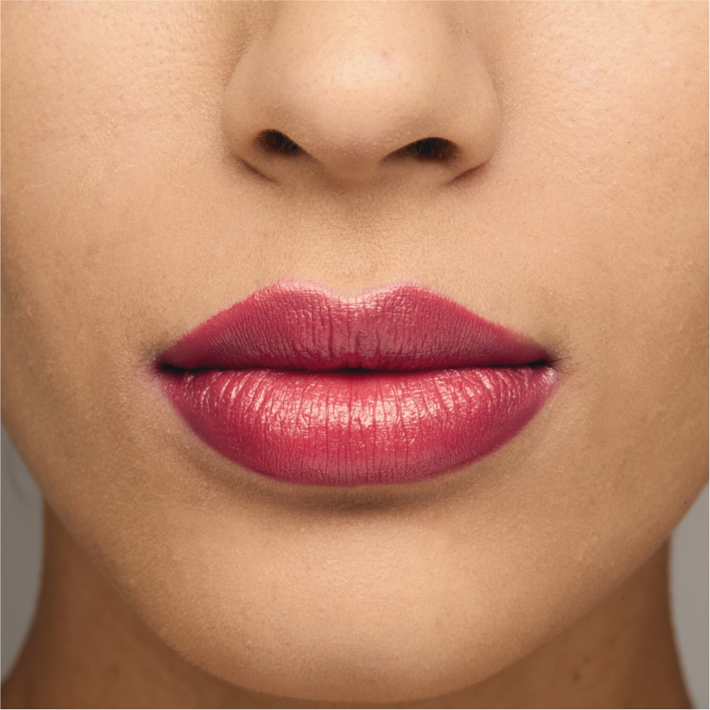 BATOM ULTRA COLOR CREMOSO FPS 50 ROSE MALVA AVON - Belezar