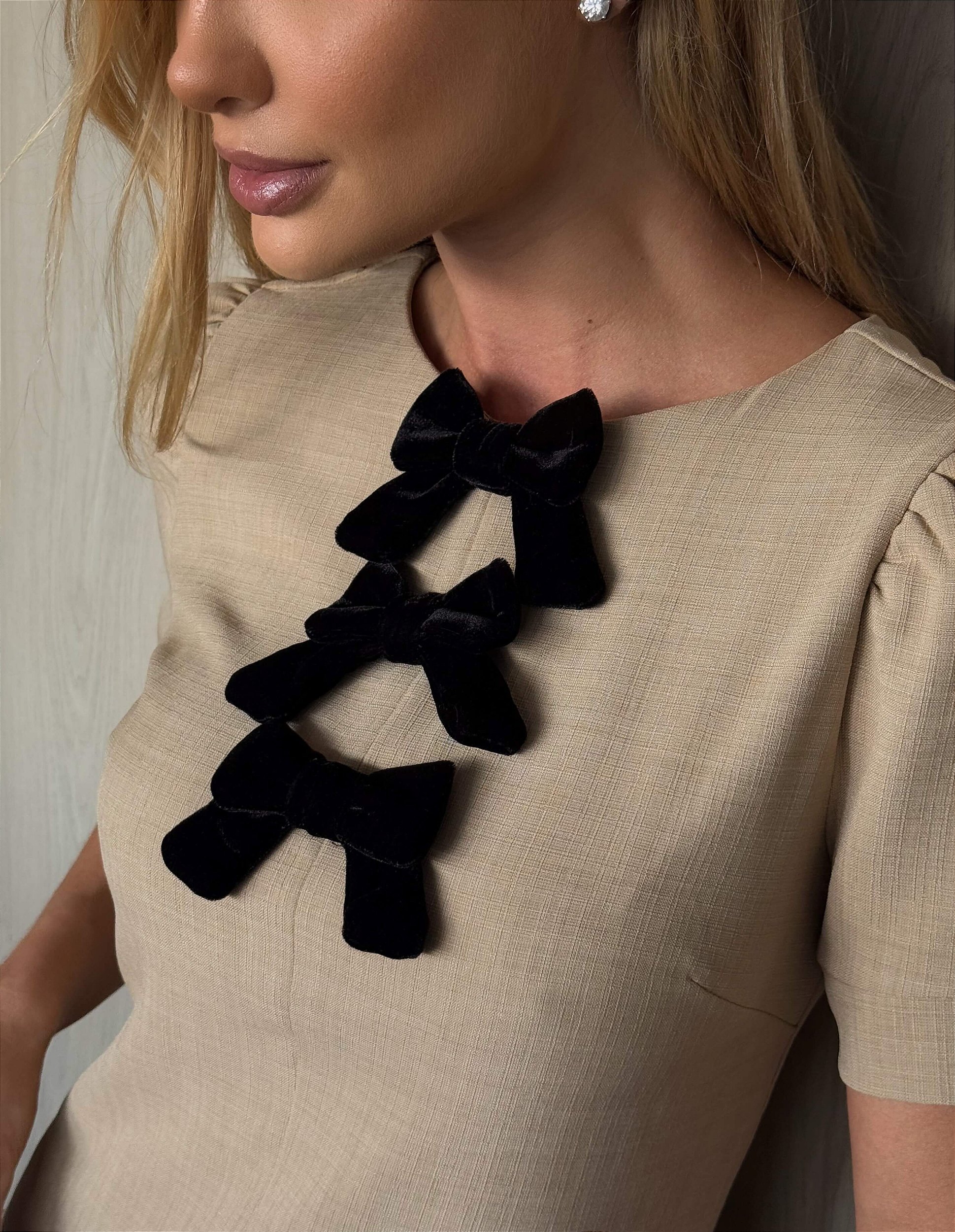 Vestido Curto de Crepe Cor Nude Areia Nude limonada pink - Camerom