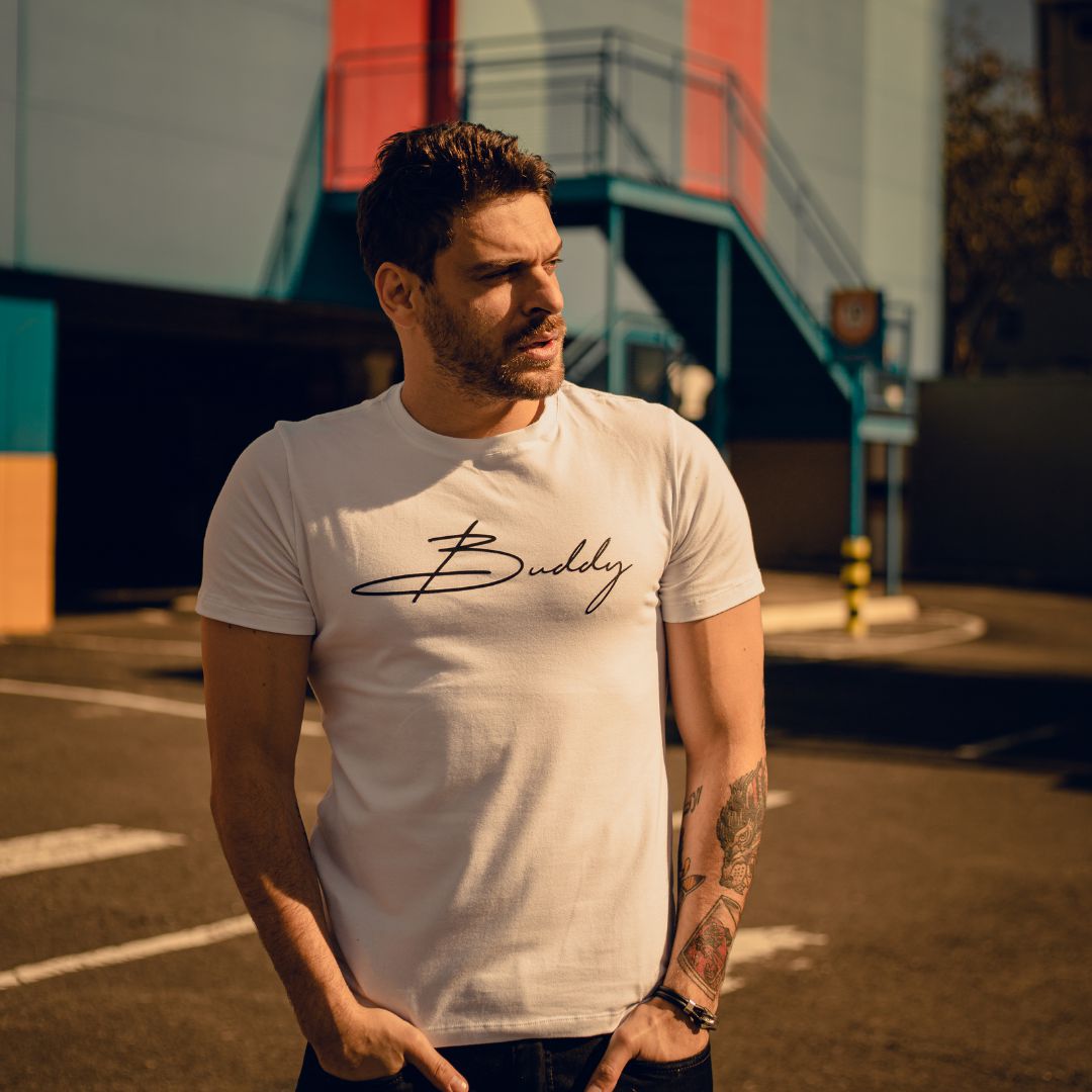Camiseta Masculina - Compre Online - usebuddy.com - Buddy | Marca de ...