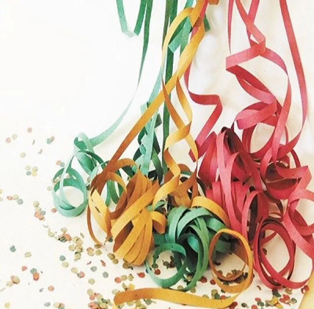 Serpentina Carnaval Colorida - 20 rolos/10 m - Alegra Festa - Artigos ...