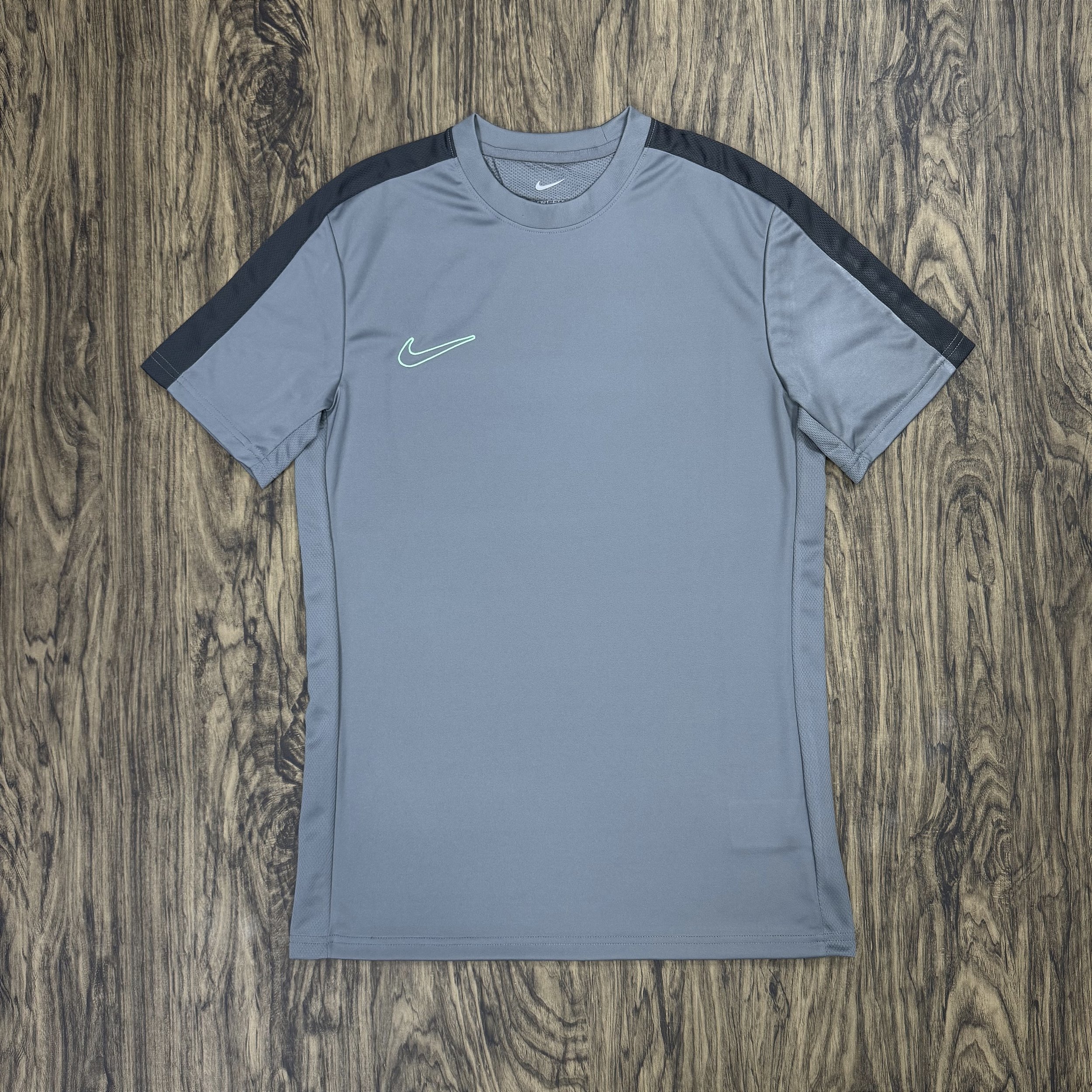 Conjunto Nike Academy Dri-Fit Cinza com Verde - Top Store