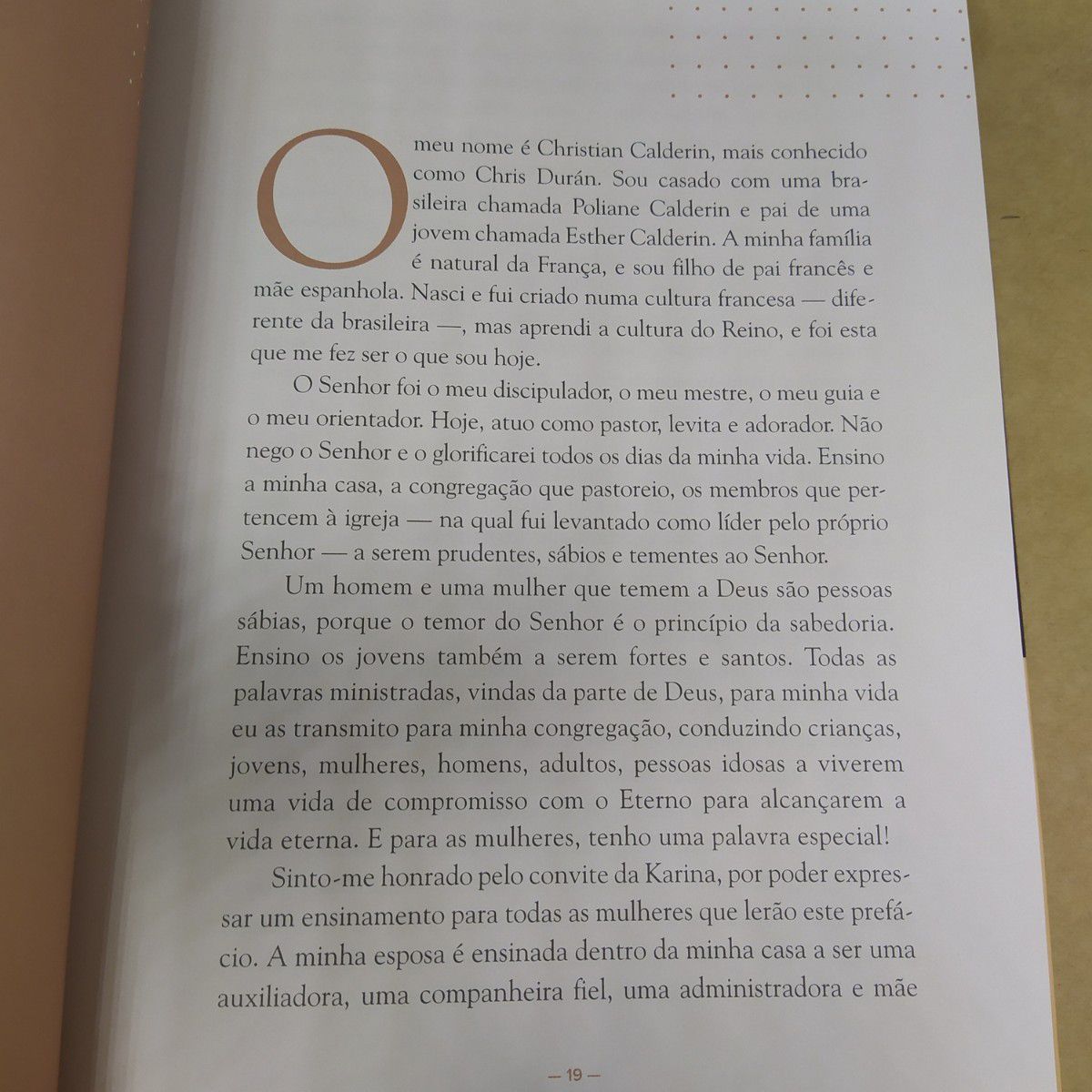 Livro Mais Forte e Corajosa | Karina Bacchi - Gospel Commerce ...