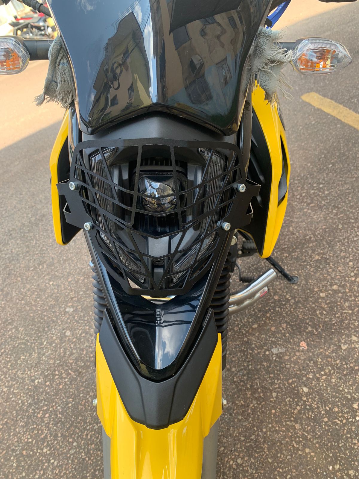 Proteja o farol da sua Crosser 150 2023 agora! - Atacama Parts