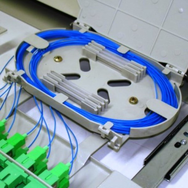 DIO Conectorizado Com 12 Fibras Ópticas SC APC SM - 1U Para Rack 19 ...