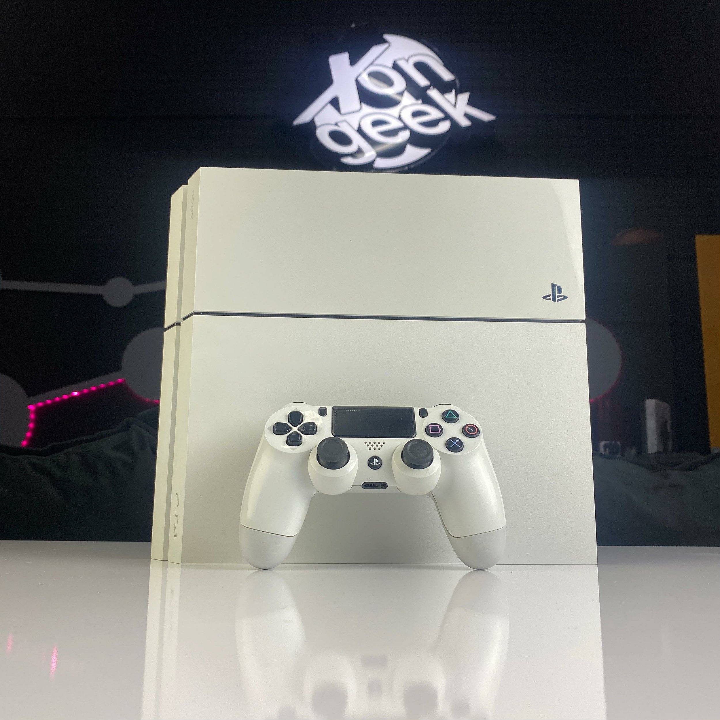 Console Playstation 4 Fat 500GB Glacier White - PS4 Sony (Seminovo ...